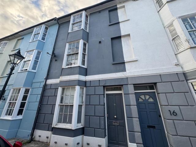 Apartment at Over Street, Brighton