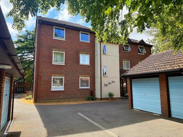 Apartment at Overbury Road, Poole