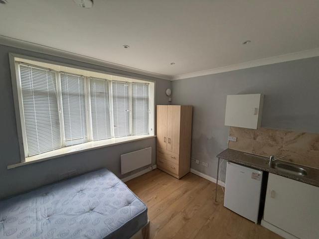 Apartment at Overdown Road, Greater London