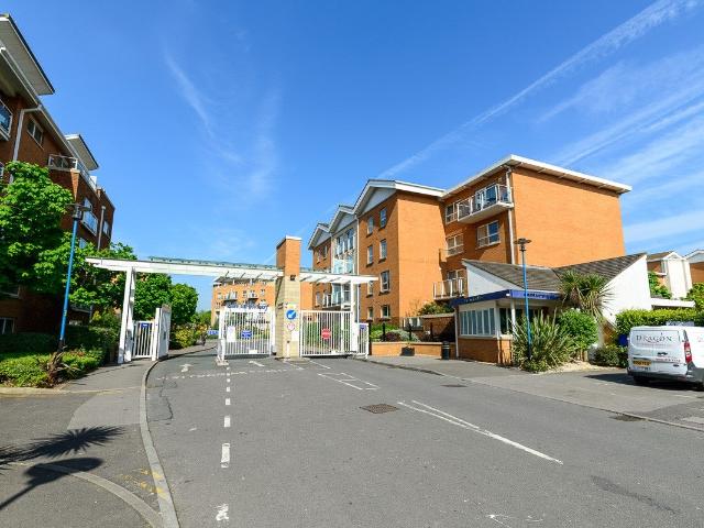 Apartment at Overstone Court, Cardiff