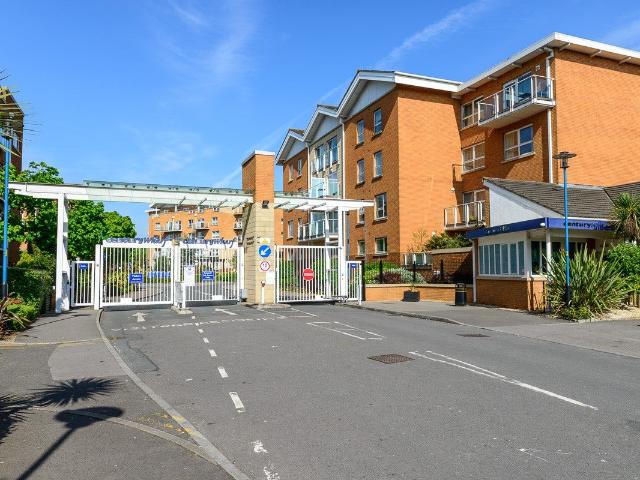 Apartment at Overstone Court, Cardiff
