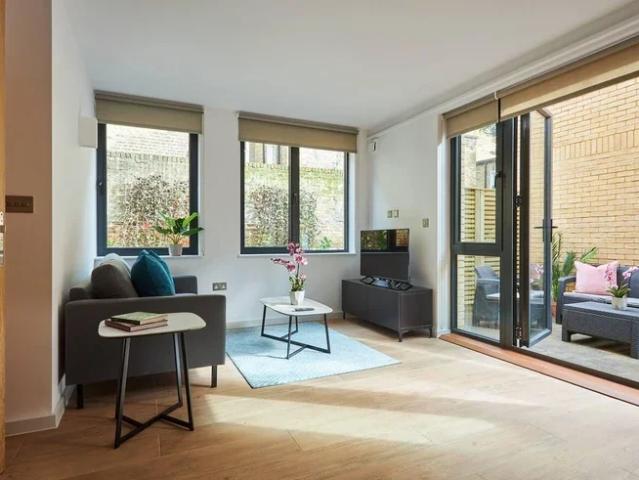 Apartment at Overstone Road, Greater London