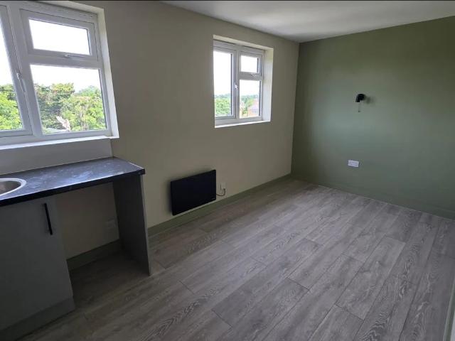 Apartment at Oxford Road, Denham