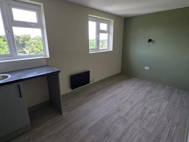 Apartment at Oxford Road, Denham