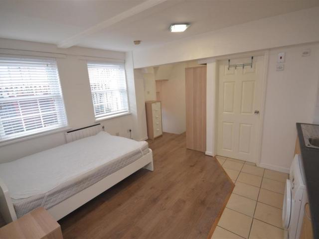 Apartment at Oxford Road, Reading