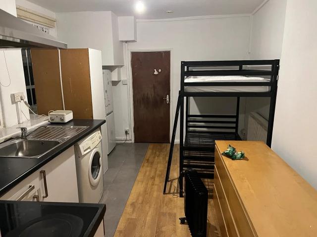 Apartment at Oxford Street, High Wycombe