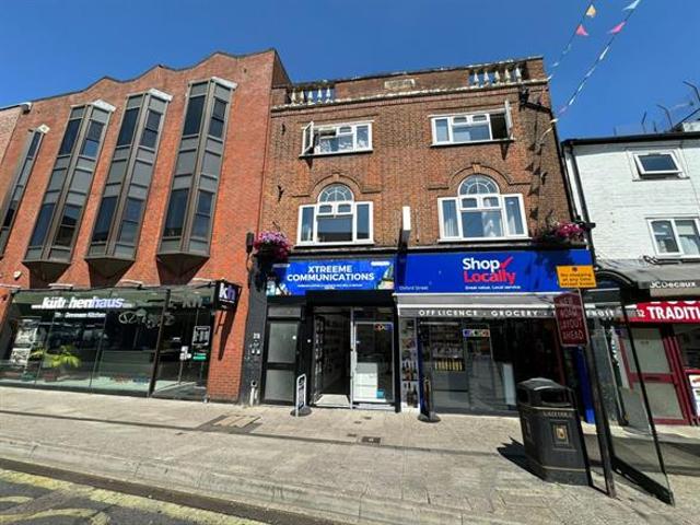 Apartment at Oxford Street, High Wycombe