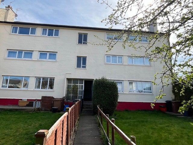 Apartment at Oxgangs Avenue, City of Edinburgh