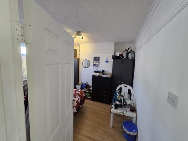 Room at Oxleay Road, Greater London