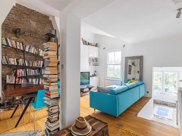 Apartment at Lots Road, Greater London