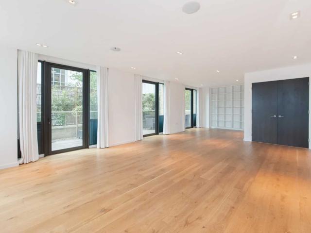 Apartment at Lots Road, Greater London