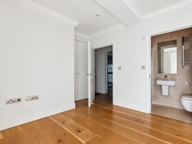 Apartment at Lough Road, Greater London