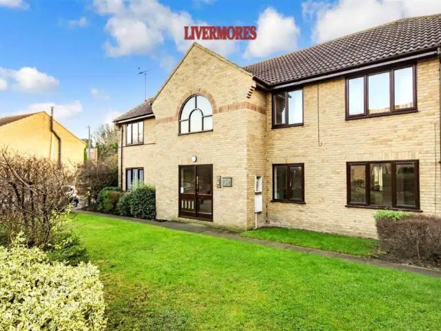 Apartment at Low Close, Dartford