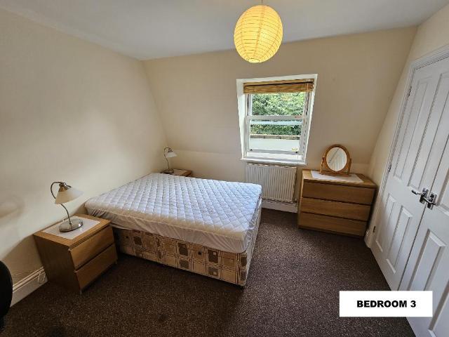 Room at Lower Cheltenham Place, Bristol