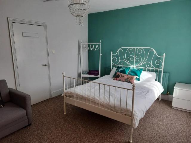 Apartment at Lower Bristol Road, Bath