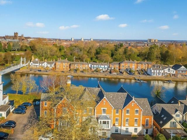Apartment at Lower Park Road, Chester