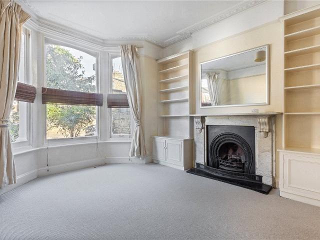 Apartment at Lower Richmond Road, Greater London