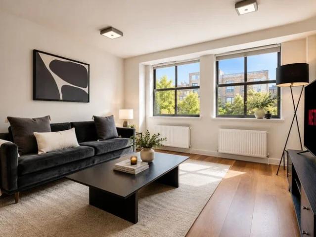Apartment at Lower Thames Street, City of London