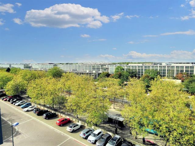Apartment at Lower Twelfth Street, Milton Keynes