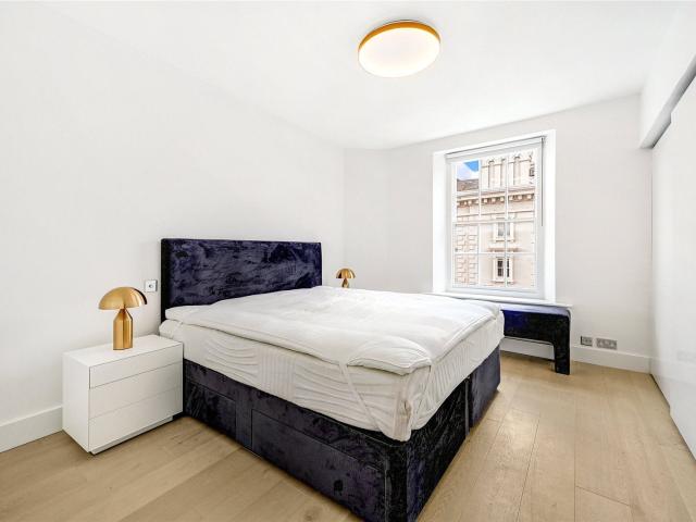 Apartment at Lowndes Square, City of Westminster