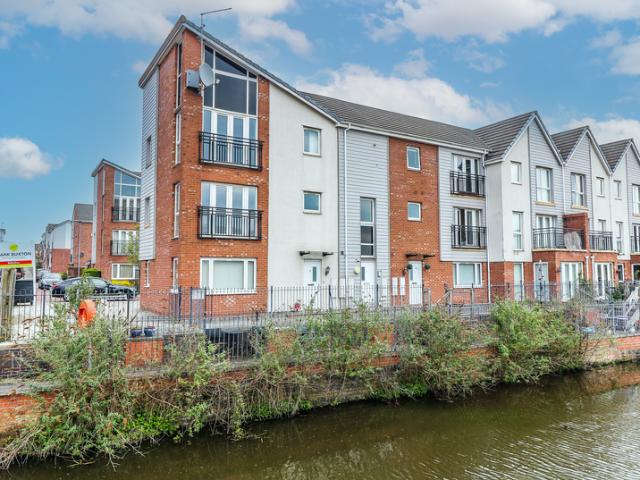 Apartment at Lock Keepers Way, Stoke on Trent