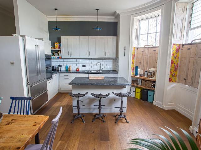 Apartment at Lodge Avenue, Greater London