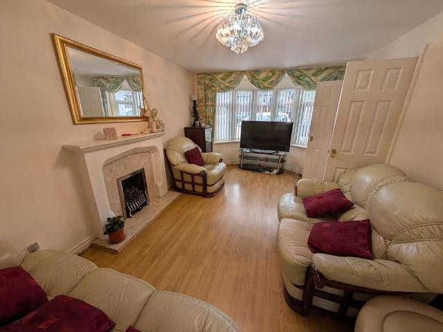 Apartment at Lodge Hill Road, Birmingham
