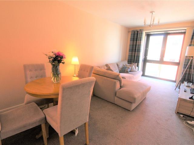 Apartment at Logie Green Road, City of Edinburgh