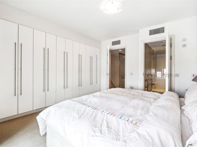 Apartment at Lombard Road, Greater London