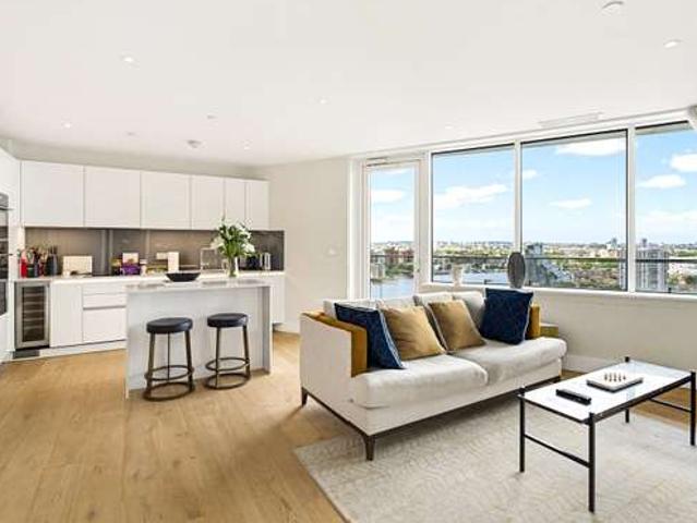 Apartment at Lombard Road, Greater London