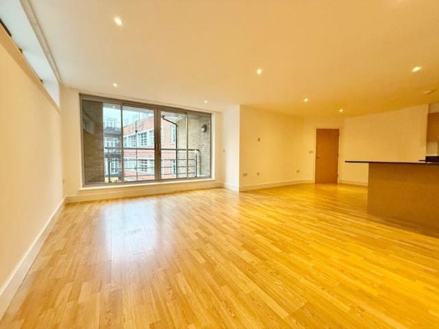 Apartment at Long Lane, Greater London