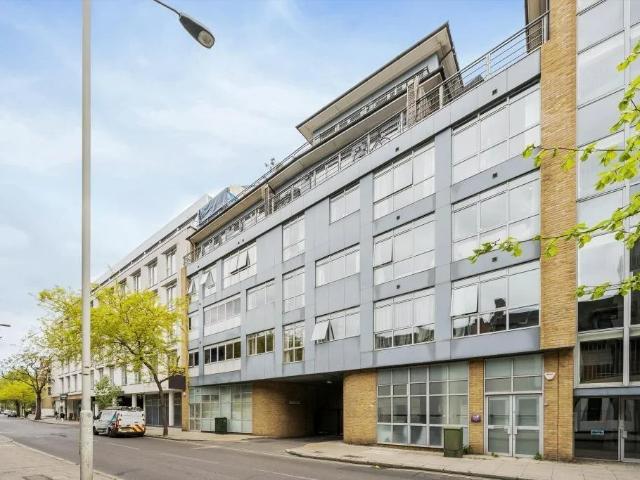 Apartment at Long Lane, Greater London