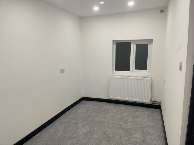 Apartment at Long Lane, Halesowen