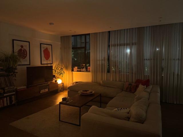 Apartment at Long Street, Greater London