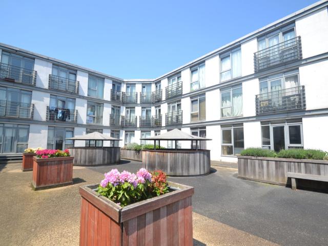 Apartment at Longbridge Road, Greater London