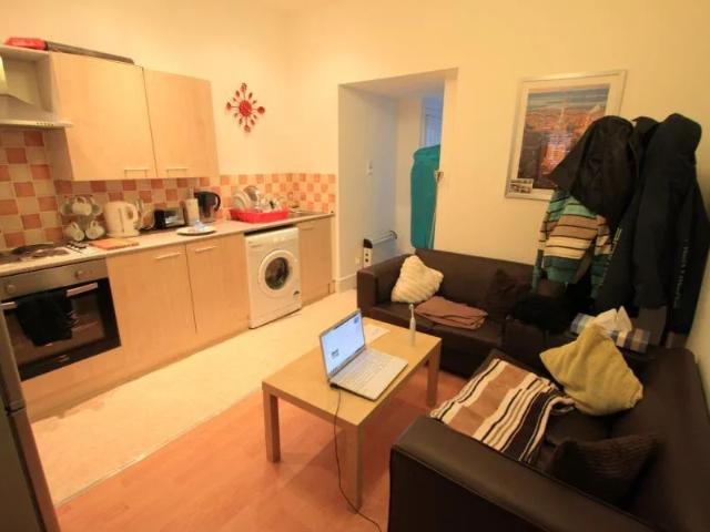 Apartment at Longcross Street, Cardiff