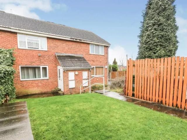 Apartment at Longfellow Grove, Wakefield