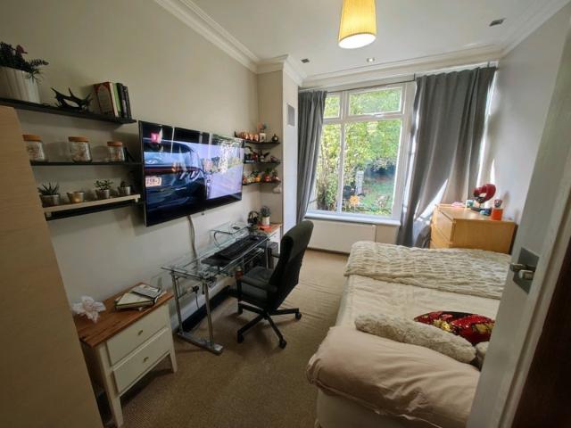 Apartment at Longfield Road, Greater London