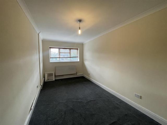 Apartment at Longford Avenue, Greater London