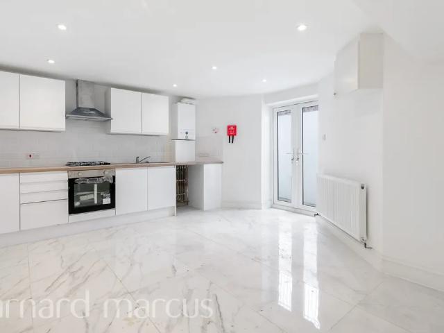 Apartment at Longley Road, Greater London