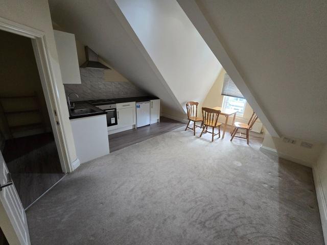 Apartment at Longley Road, Greater London