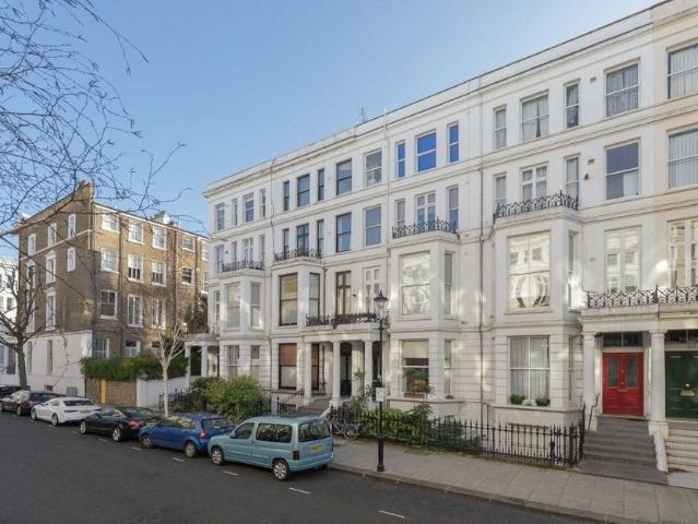 Apartment at Longridge Road, Greater London