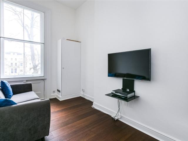 Apartment at Longridge Road, Greater London