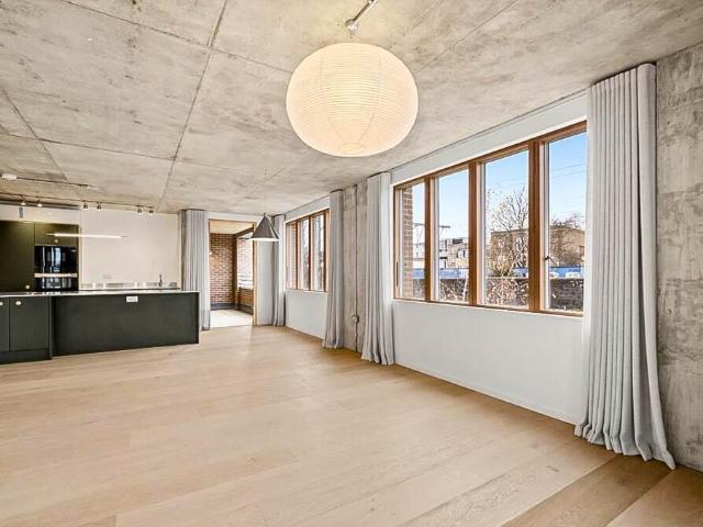 Apartment at London Lane, Greater London
