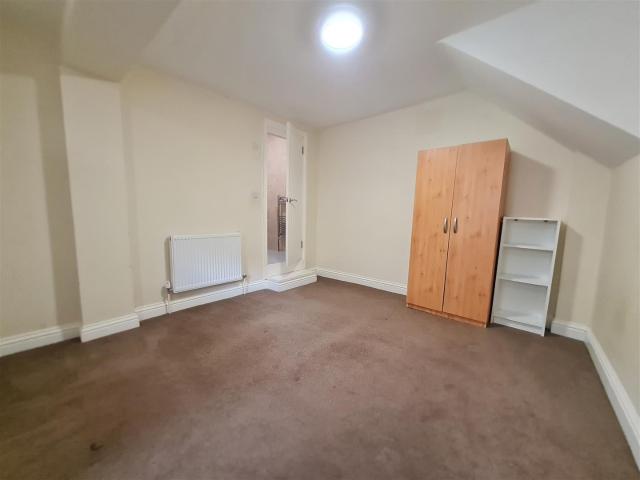 Apartment at London Road, Grays