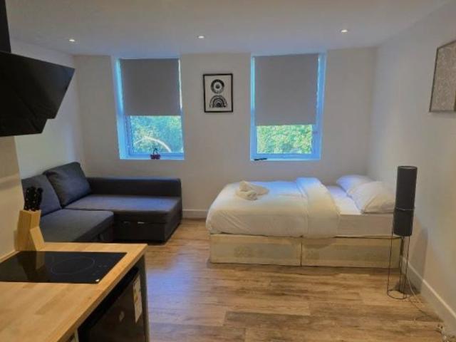 Apartment at London Road, Greater London