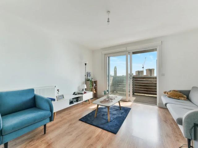 Apartment at London Road, Greater London