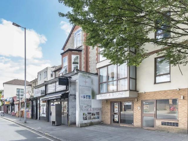 Apartment at London Road, Greater London