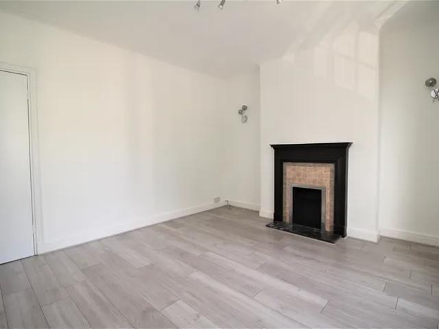 Apartment at London Road, Greater London