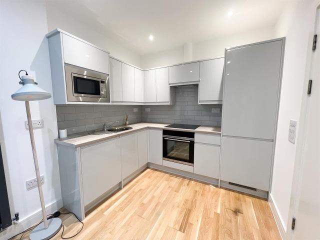 Apartment at London Road, Greater London
